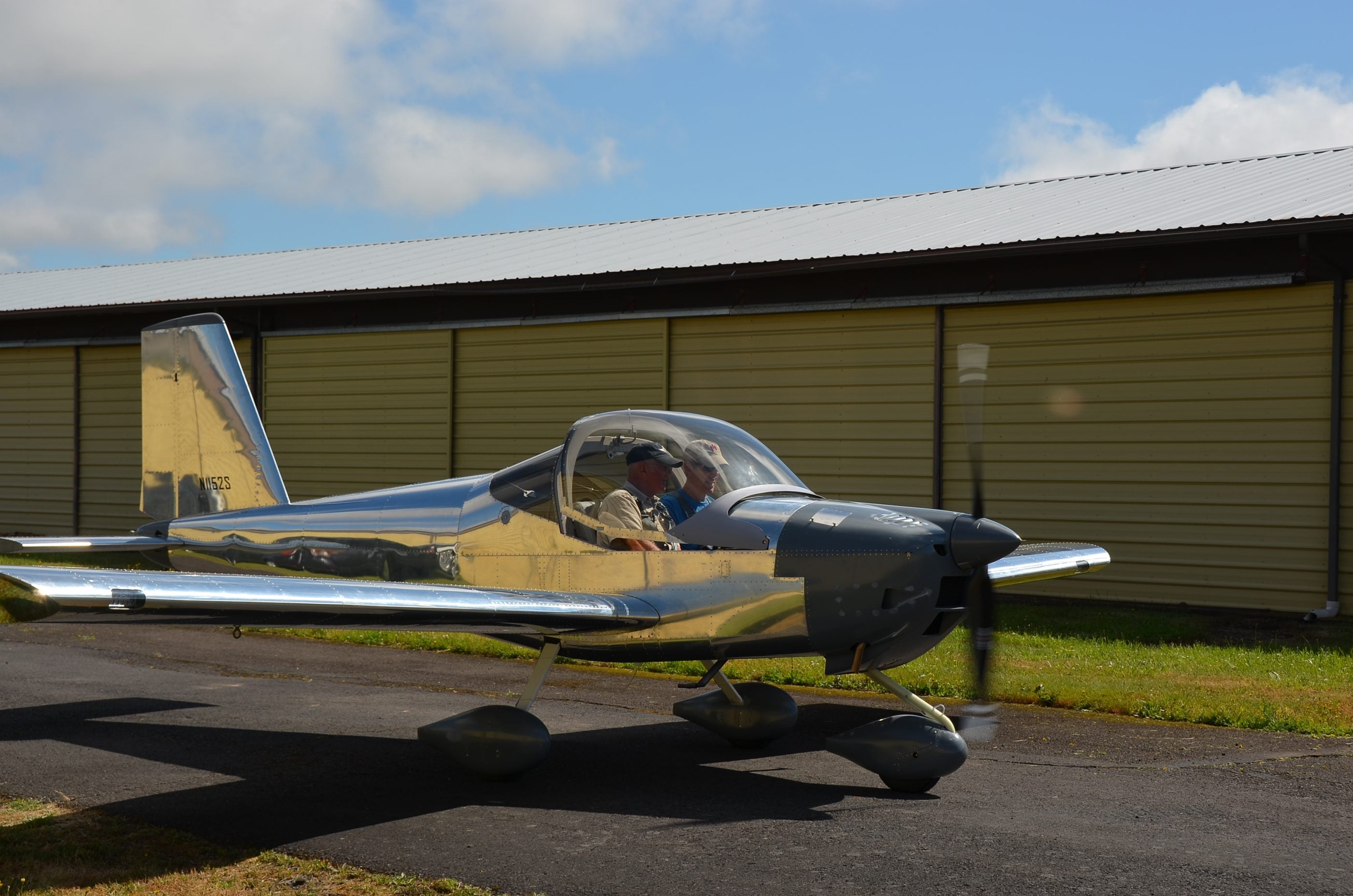 Patrick Salisbury’s RV-12iS - Van's Aircraft Total Performance RV Kit ...
