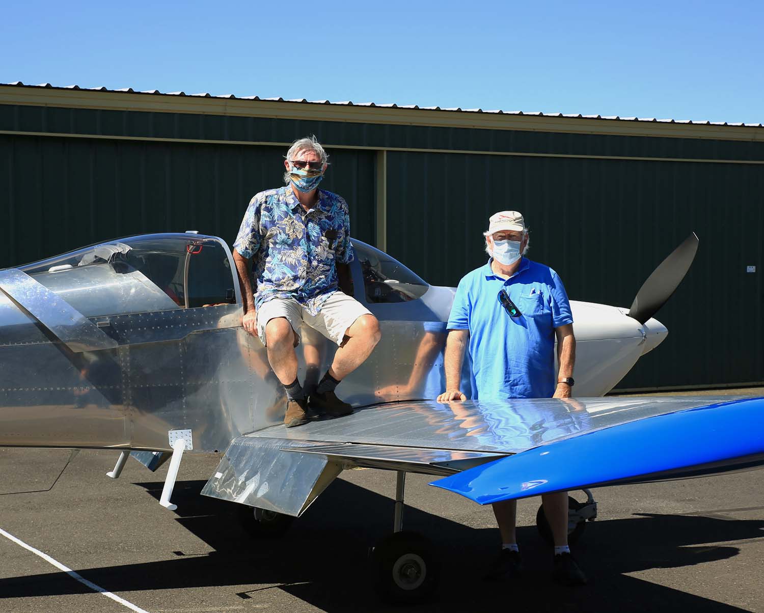 Paul Johnson and Ron Poe's new RV-7A! - Van's Aircraft Total ...