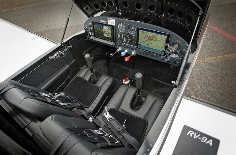 Ronald Niehoff's RV-9A - Van's Aircraft Total Performance RV Kit Planes