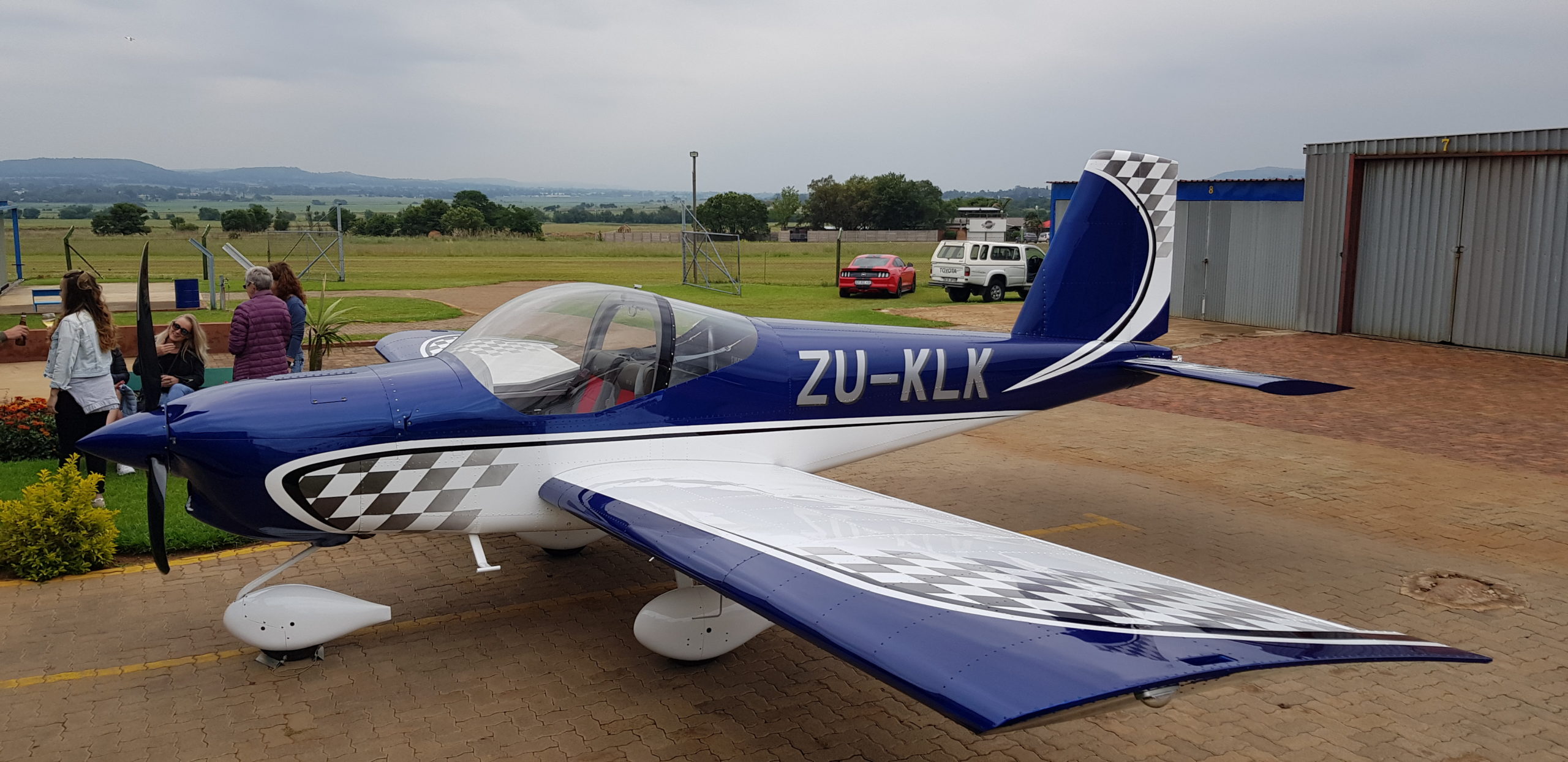 Reilly Keen's RV-12 - Van's Aircraft Total Performance RV Kit Planes